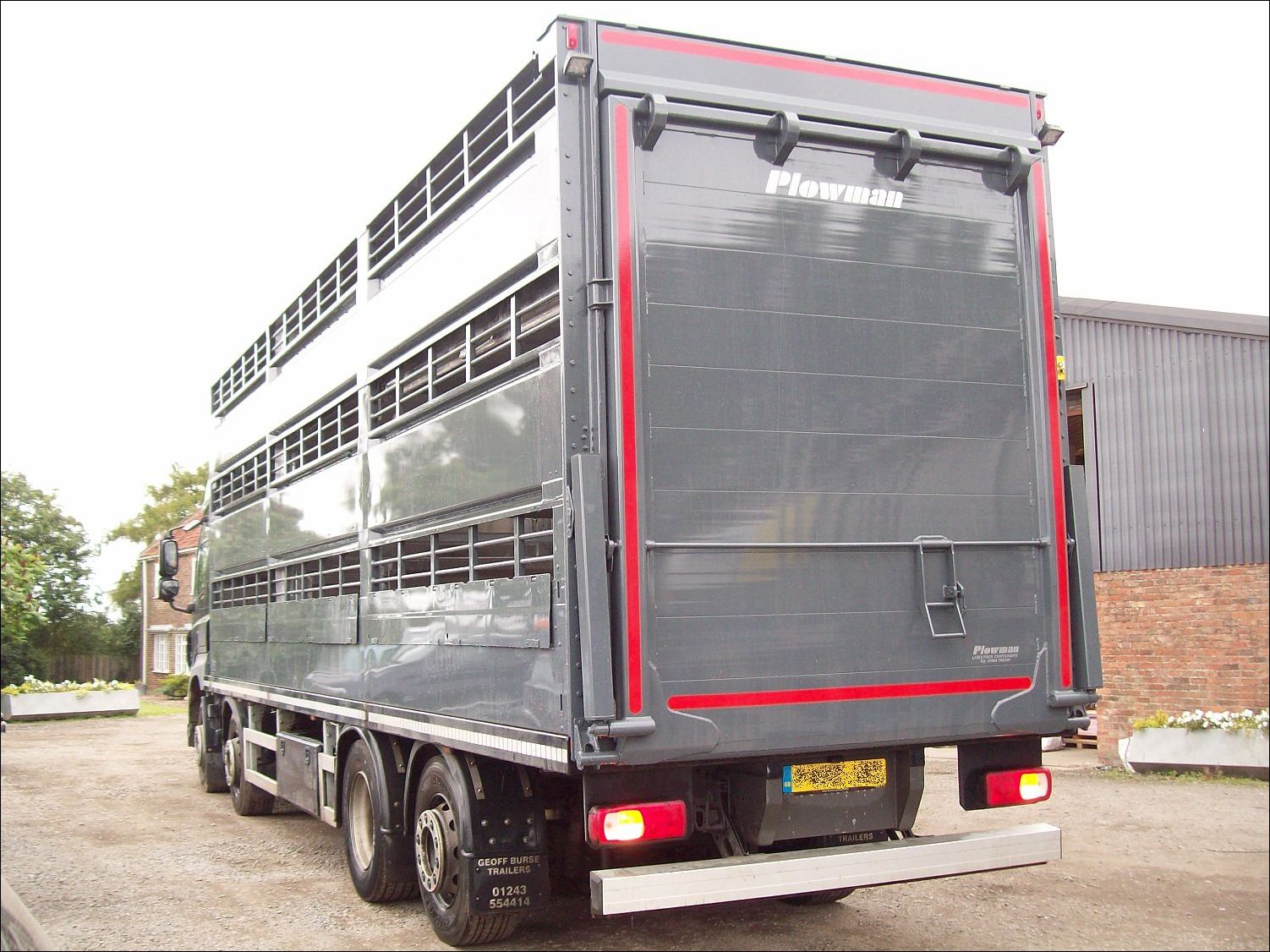 3 Deck Containers - Plowman Brothers