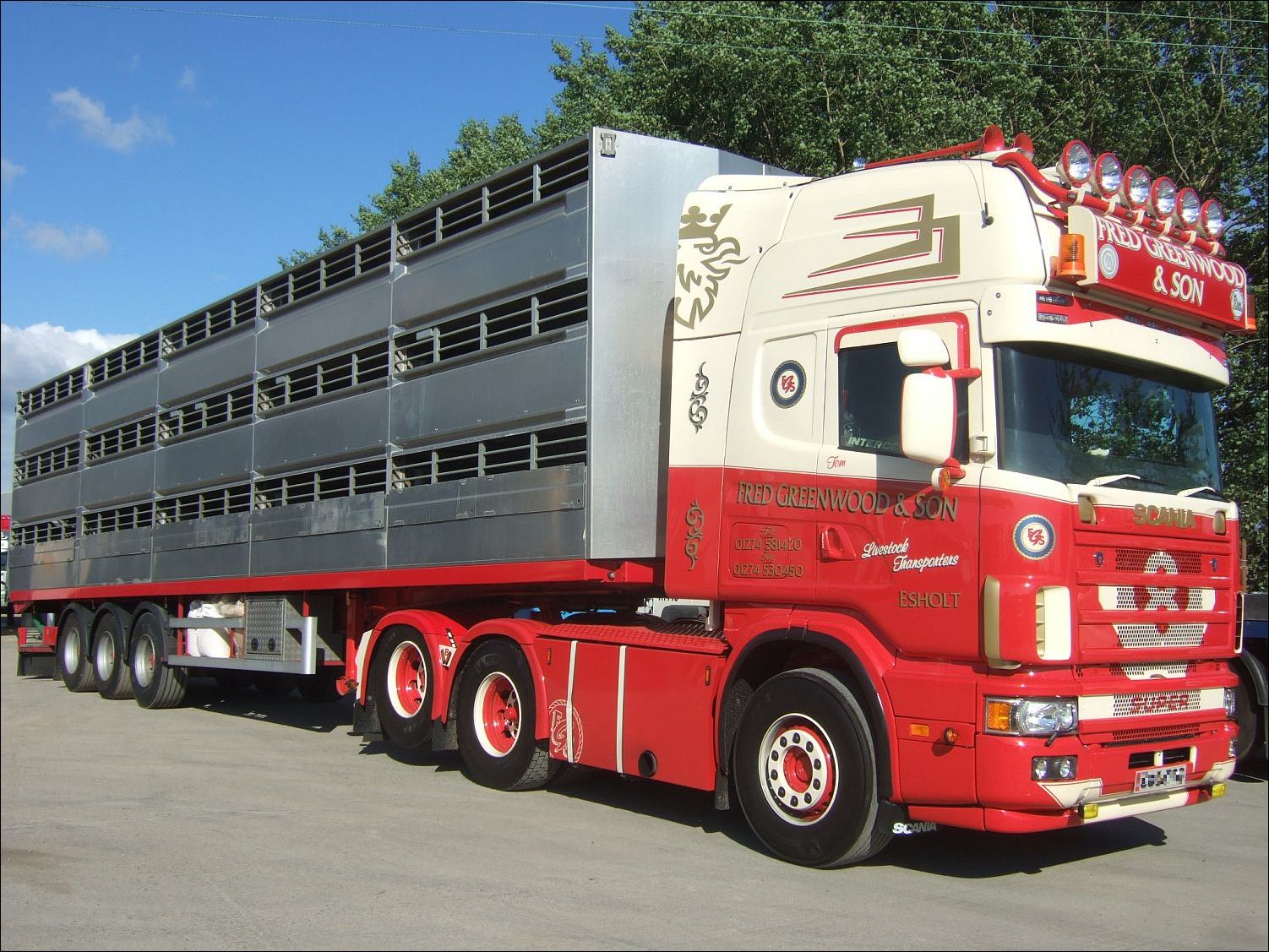 3 Deck Containers - Plowman Brothers